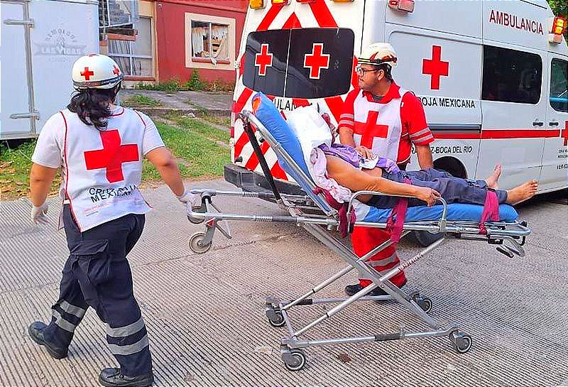 ¡ATACÓ A MACHETAZOS A SU PAPÁ! -Presenta una Herida en la Cabeza ...
