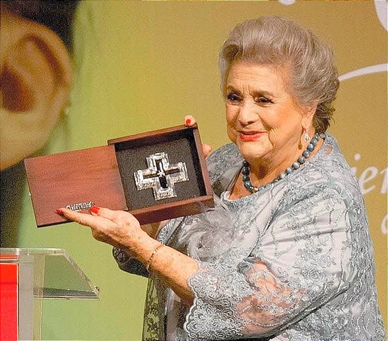 ¡MUERE QUETA LAVAT! -ENTRE SUS FILMES SE ENCUENTRAN “EL HOMBRE SIN ...