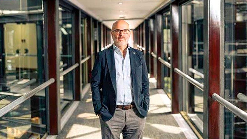 ¡DIARIO EL PAÍS CONFIRMA EXCLUSIVA DE NOTIVER!