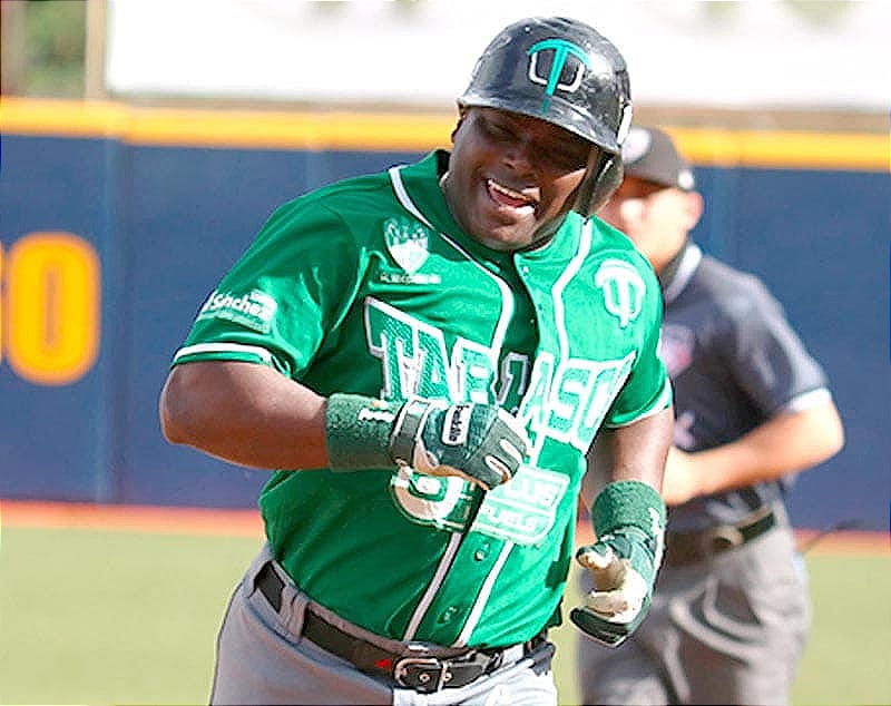 ¡LLEGA MUSTELIER! - *LES VA A ENSEÑAR A BATEAR EN EL ÁGUILA!