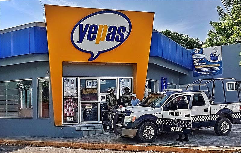 ¡VIOLENTO ASALTO A TIENDA YEPAS! - ESCAPA CON DINERO Y MERCANCÍA EN UNA ...
