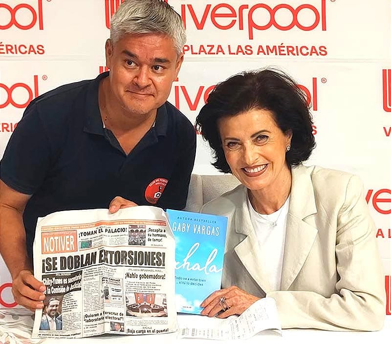 ¡GABY VARGAS CON NOTIVER! - *Vino a presentar su libro “Exhala, todo va a estar bien si tú lo ...