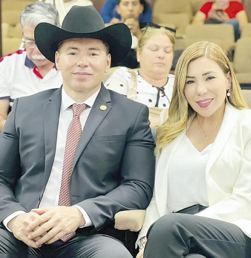 TONY” FLORES “EL AMIGO DEL PUEBLO” QUE POSEE UN LAMBORGHINI Y CONTRATOS MILLONARIOS CON LA CFE!