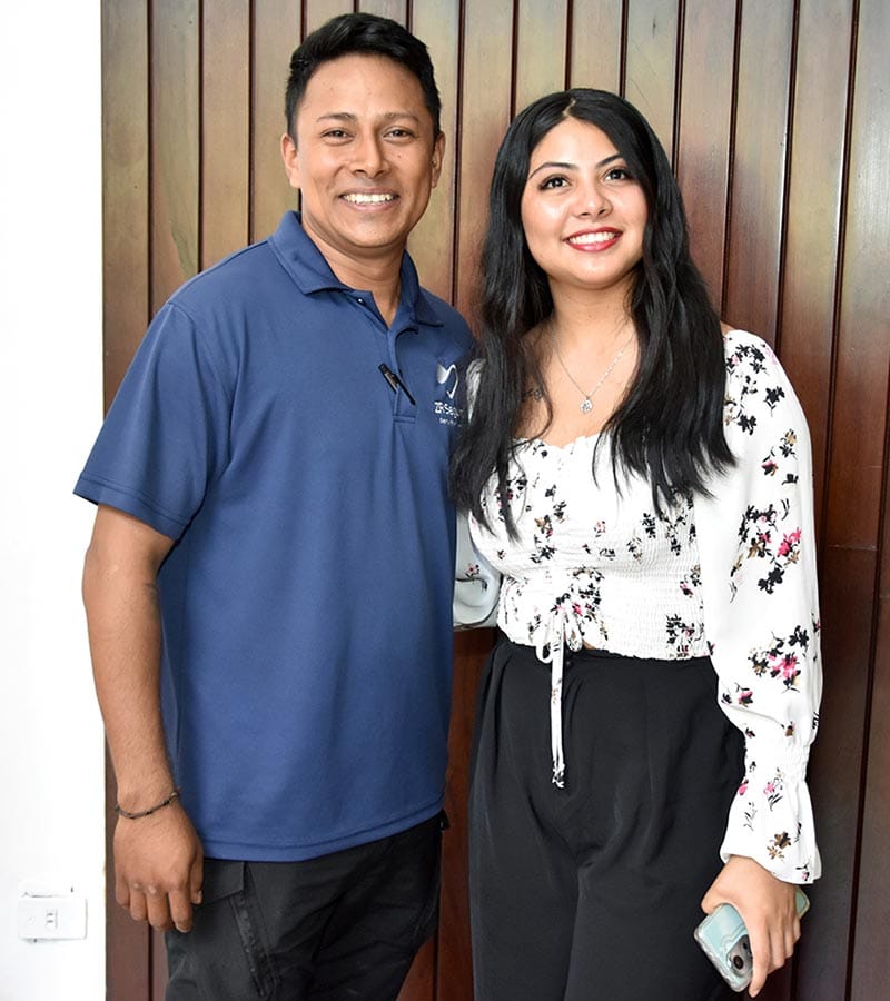 UNEN SUS VIDAS ÁNGEL Y DANIEL