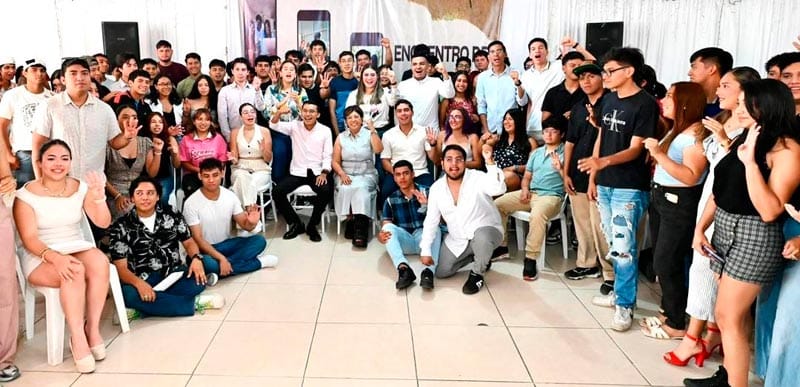 ¡LES DARÁN BECAS A LA CHAVIZA!