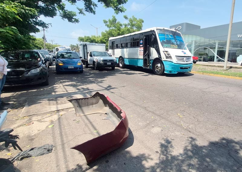 TORTAZO” EN LA AVENIDA DÍAZ MIRÓN!
