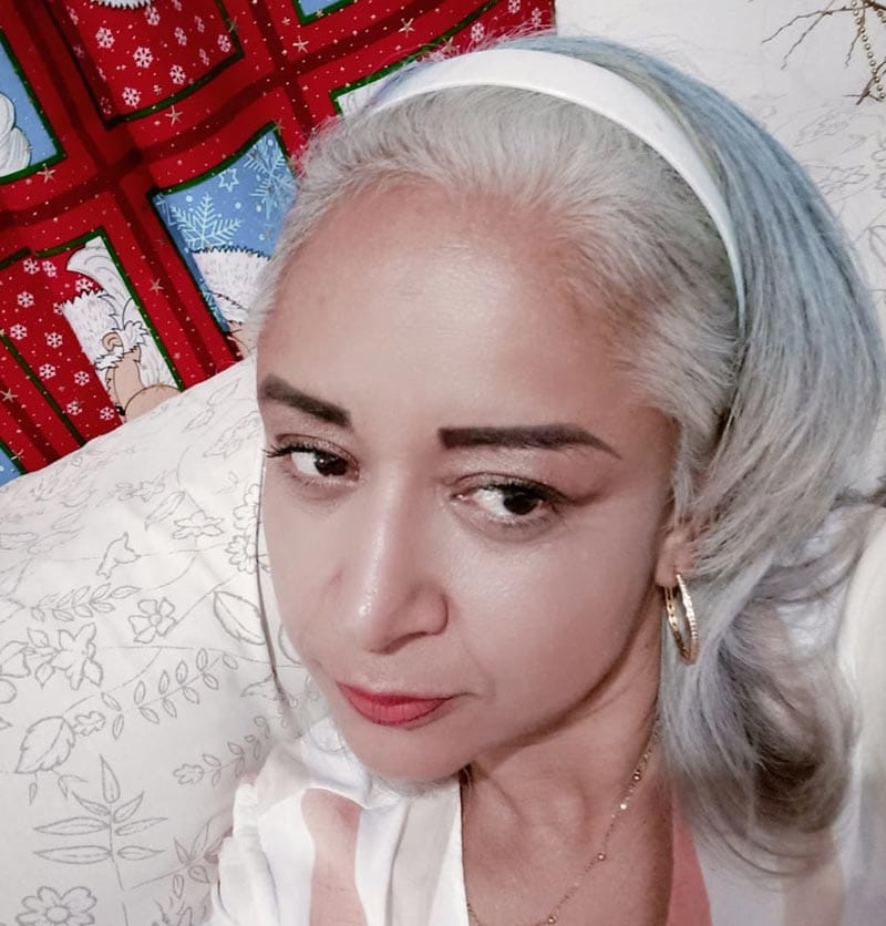 MUCHAS FELICIDADES A NUESTRA BELLA AMIGA CHIQUIS USCANGA