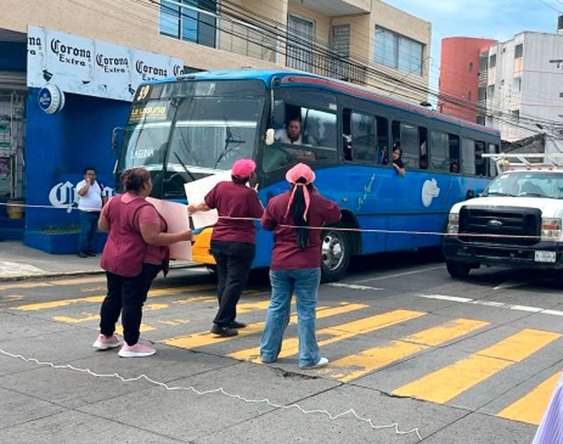 ¡BLOQUEAN EL BULEVAR! - PURAS PÉRDIDAS