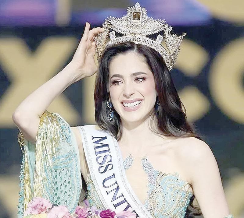 ¡CORONAN A TABASQUEÑA COMO MISS UNIVERSE MÉXICO 2025!