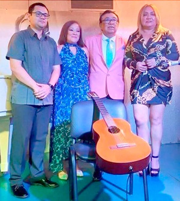 MÚSICA, POESÍA Y CHARLAS! - EN LA CASITA BLANCA