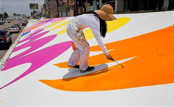 ¡PINTAN MEGA-MURAL! - *Mina Hamada y Zosen Bandido