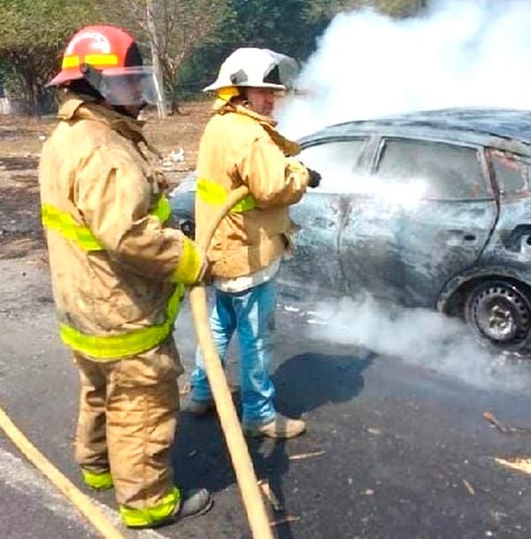 ¡SE CHAMUSCÓ DESPUÉS DE CHOCAR!